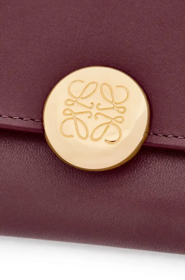 Loewe Pebble Small Vertical Wallet In Shiny Nappa Calfskin