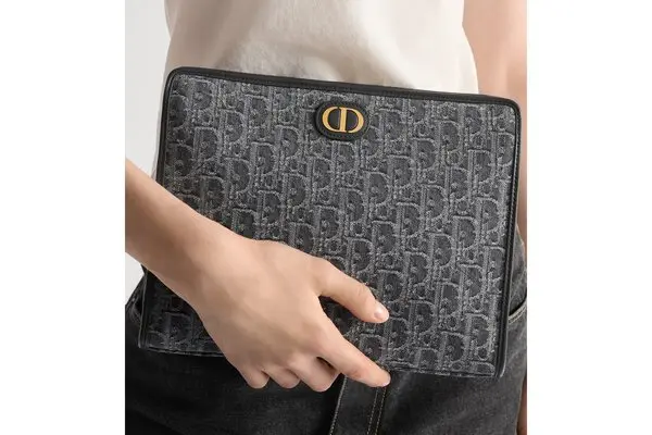 Dior 30 Montaigne Dea Pouch