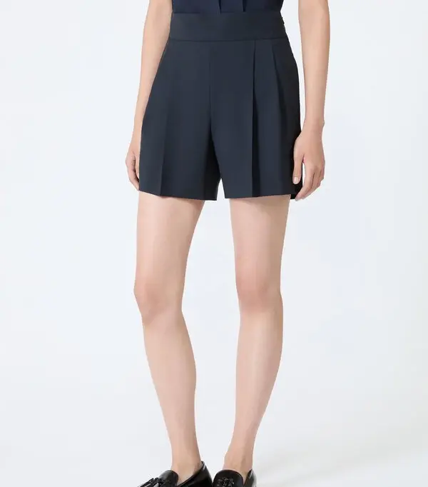 Max Mara Virgin Wool Pleated Shorts - Navy
