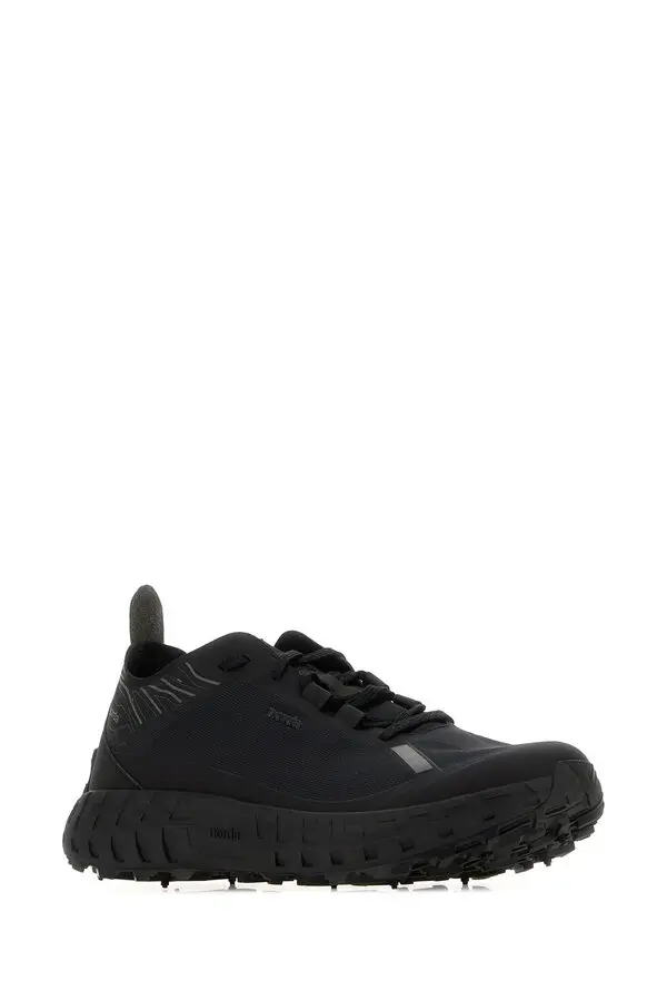 NORDA Canvas Sneakers
