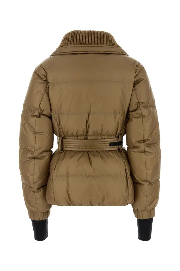 Moncler Quilted Down Jacket With Contrasting Logo - Light Brown