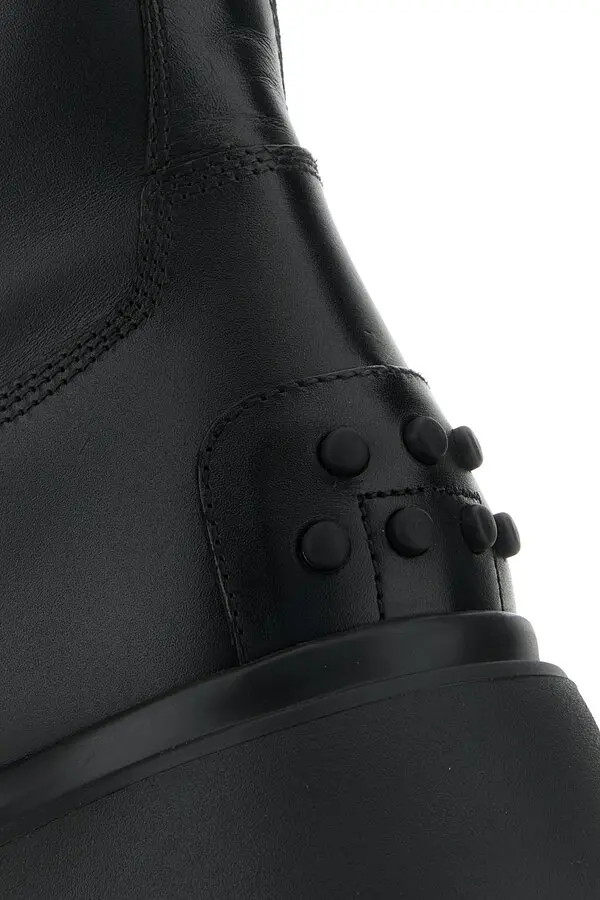 TOD'S Leather Ankle Boots - Black
