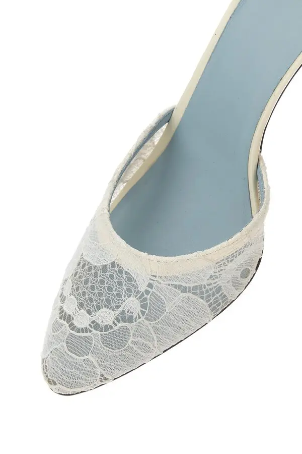 Valentino Garavani Two-tone Lace And Leather Pumps With Vlogo Detail