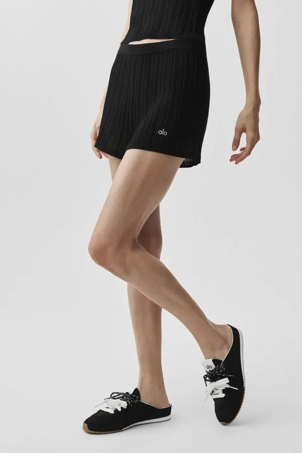 Alo Yoga Ribbed Knit High-waist Short - Black