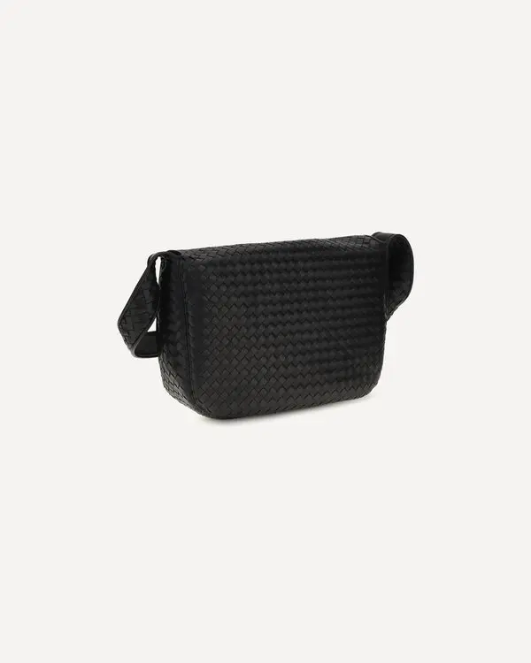Bottega Veneta Large Veneto Shoulder Bag - Black