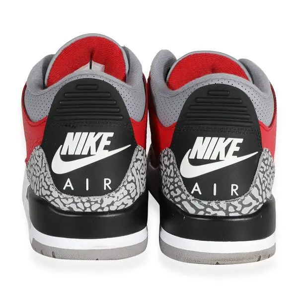 JORDAN 3 Retro Se Unite High Top Sneakers - Red