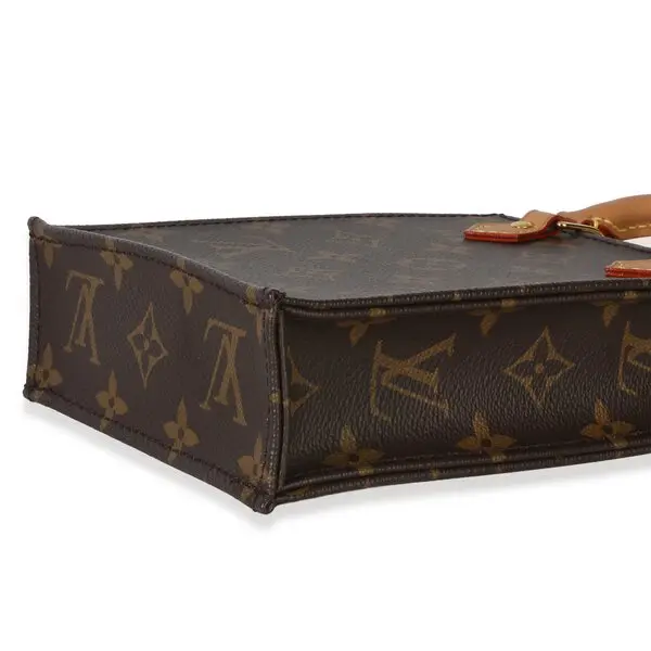 LOUIS VUITTON Monogram Canvas Petit Sac Plat