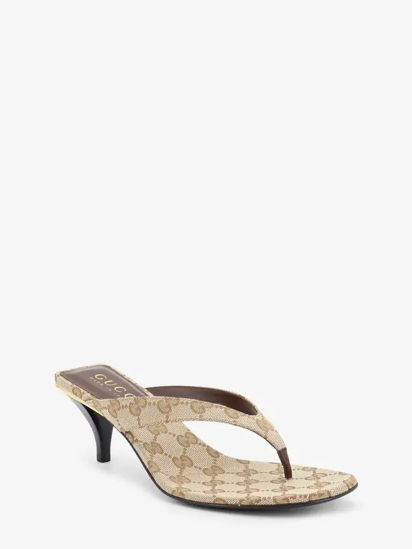 Gucci Vittoria Gg Fabric Flip Flops