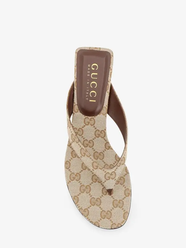 Gucci Vittoria Gg Fabric Flip Flops