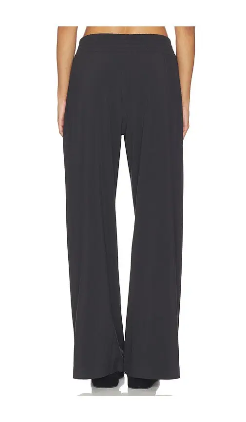 Vuori Villa Wide Leg Pants