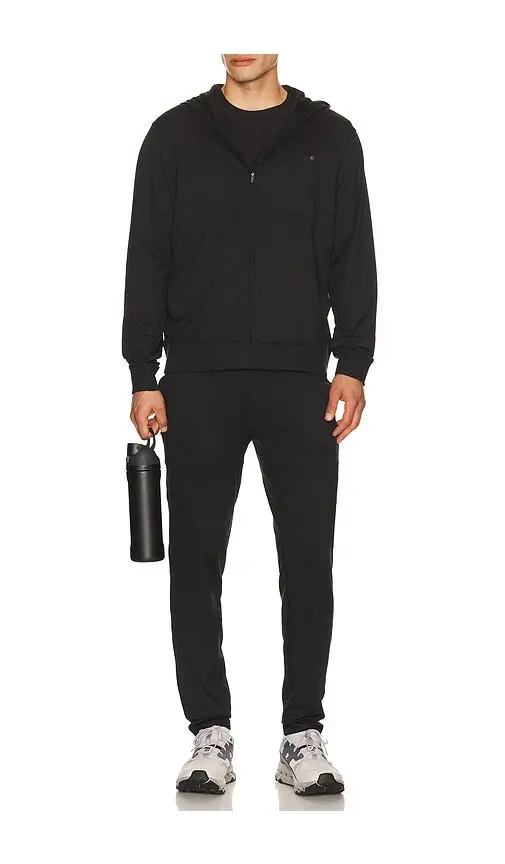 Vuori Strato Tech Tee - Black