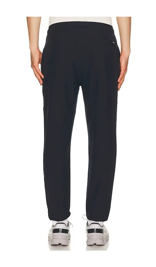 Vuori Kore Lined 28 Jogger In Blue - Ink