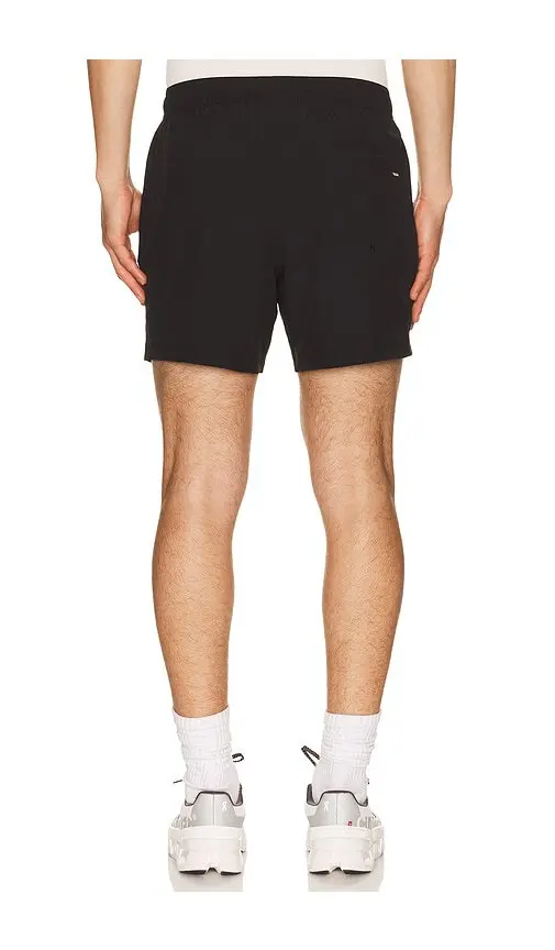 Vuori Kore Lined 5 Short - Black