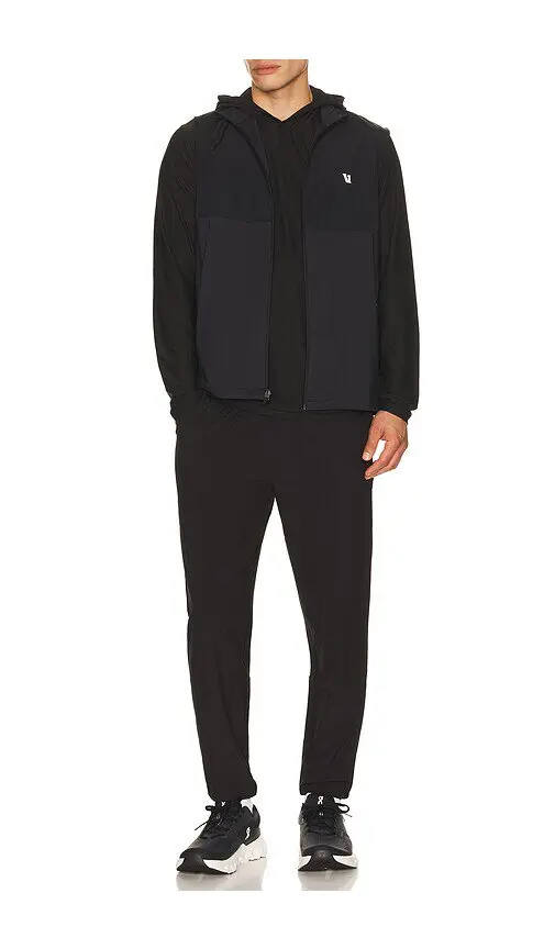 Vuori Strato Tech Hoodie - Black