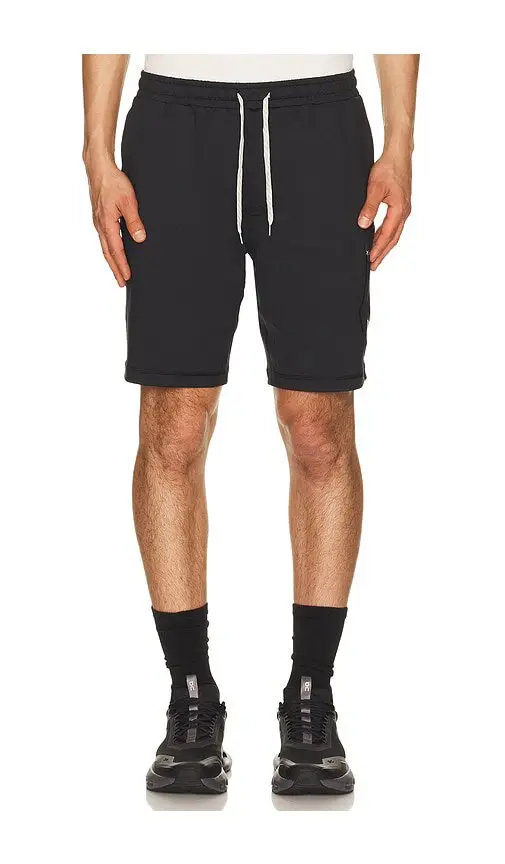 Vuori Sunday Performance 8" Short