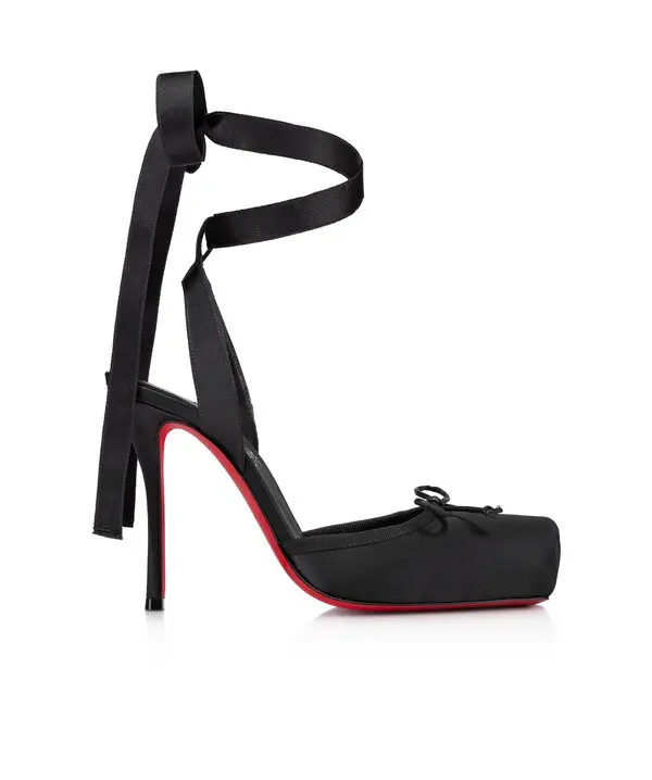 CHRISTIAN LOUBOUTIN Cassia Lace-up Pumps - Black