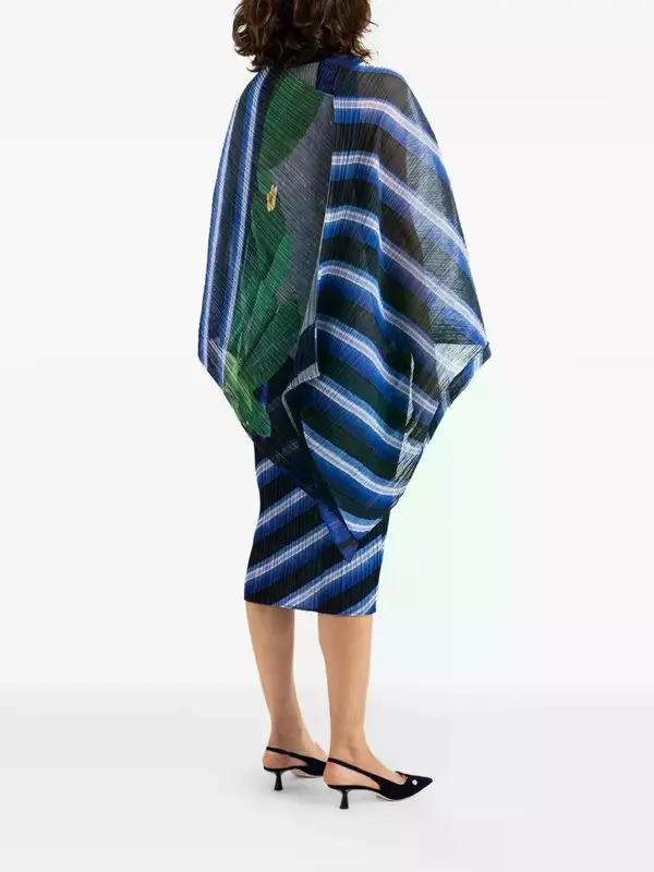 Issey Miyake Asymmetrical Hem Top