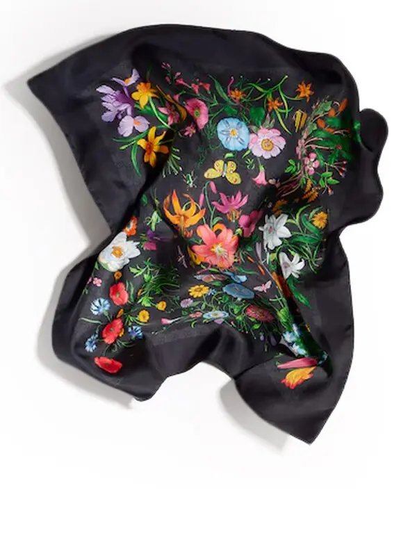 Gucci Silk Twill Scarf With Gg Print - Black