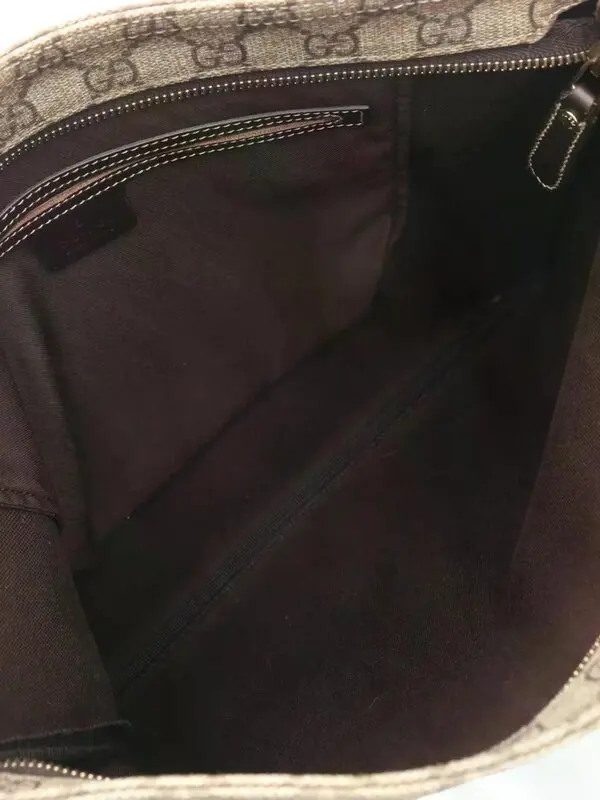 Gucci Gg Supreme Canvas Shoulder Bag