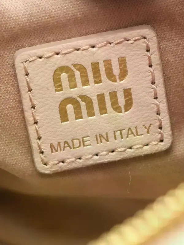 Miu Miu Matelassé Leather Shoulder Bag - Pink