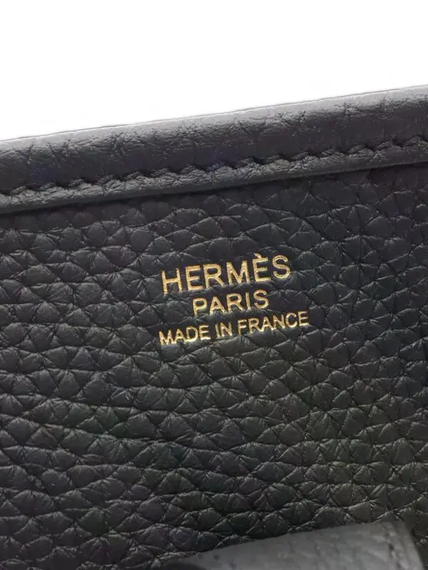 Hermès 2025 Pm Evelyne Iii Crossbody Bag - Black