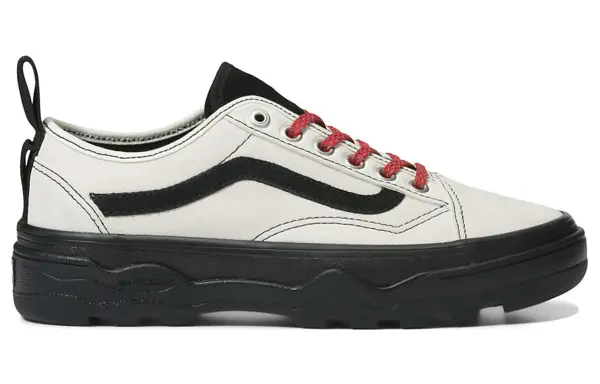 VANS Old Skool Low Top Sneakers