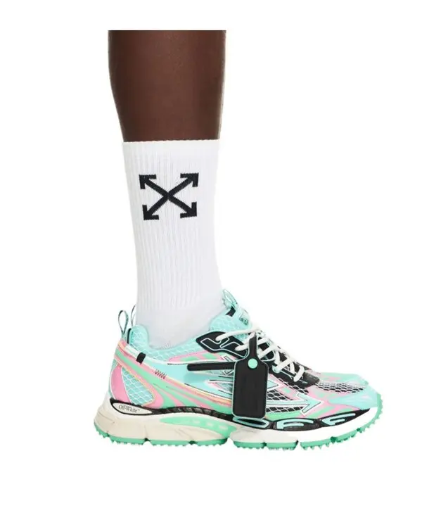 Off-White Round-toe Low-top Sneakers