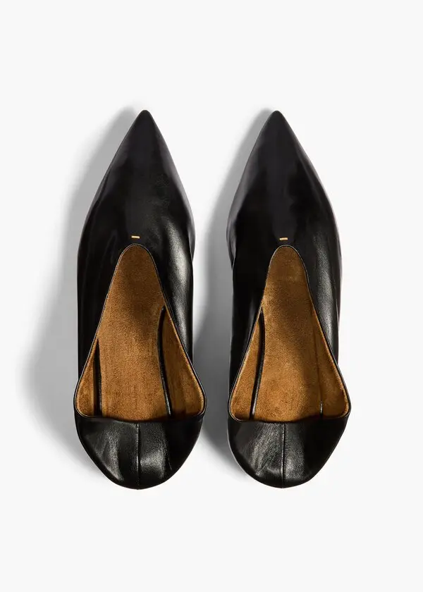 Khaite Miriam Ballerina Flat In Glazed Leather - Black
