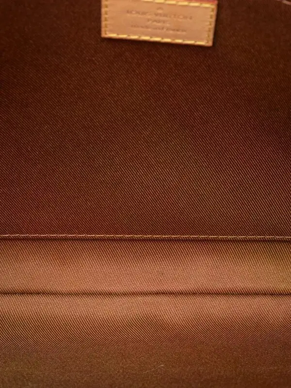 LOUIS VUITTON Monogram Etui Voyage Mm Clutch Bag