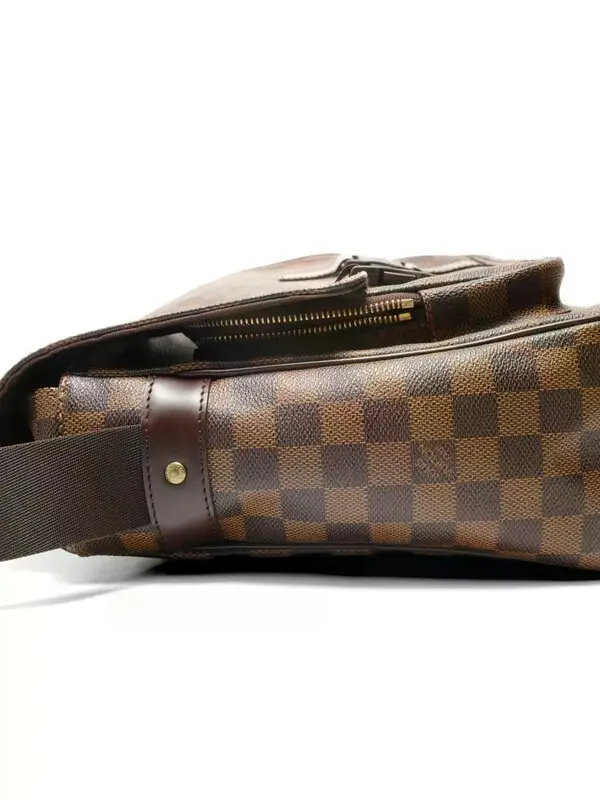 LOUIS VUITTON Melville Damier Messenger Bag - Brown