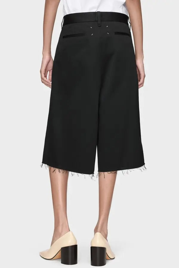 MAISON MARGIELA Wide-leg Raw Edge Shorts