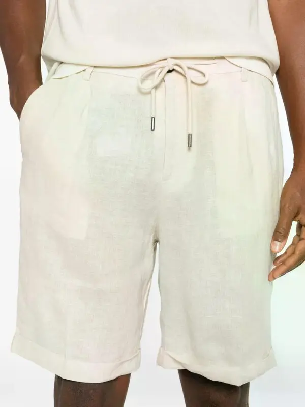 OUTFIT Drawstring Turned-up Shorts