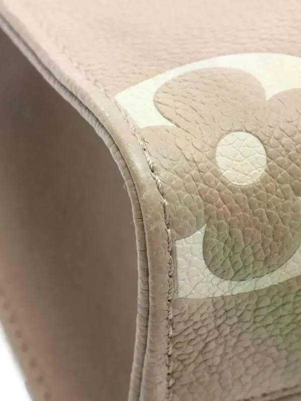 LOUIS VUITTON On-the-go Tote Bag