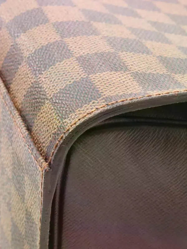 LOUIS VUITTON Triana Zip-up Tote Bag