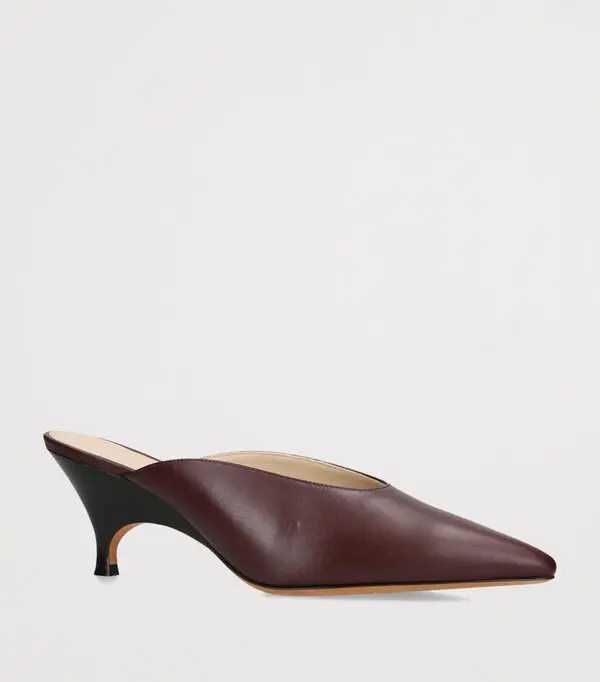 Le Monde Beryl Petra Mules 65
