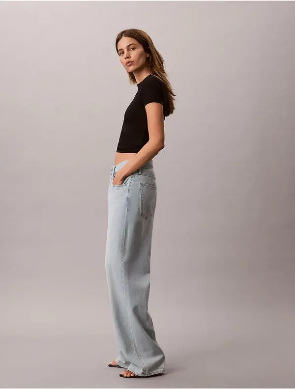 Calvin Klein Contour Rib Cropped T-shirt With Embroidered Logo - Black