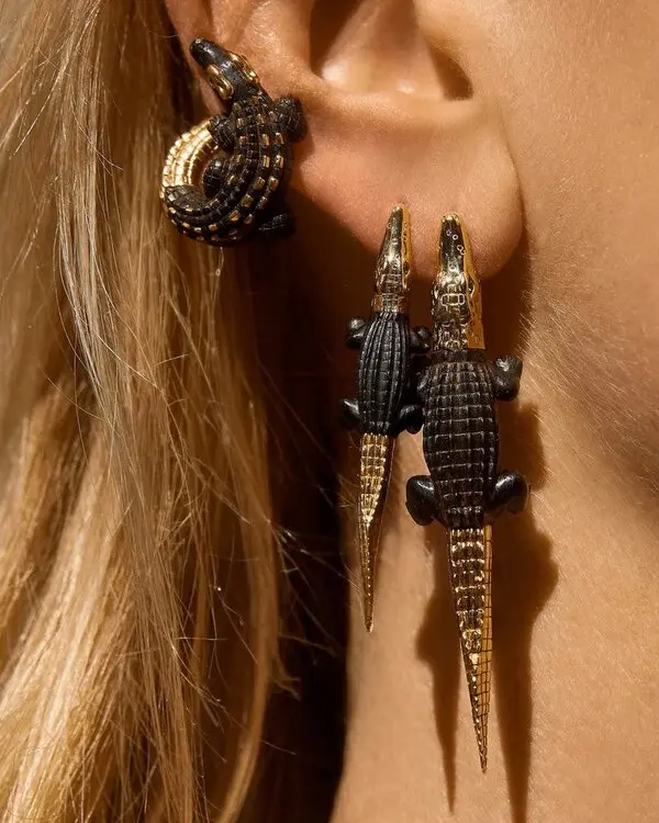 BIBI VAN DER VELDEN 18k Gold And Ebony Wood Alligator Twist Earring