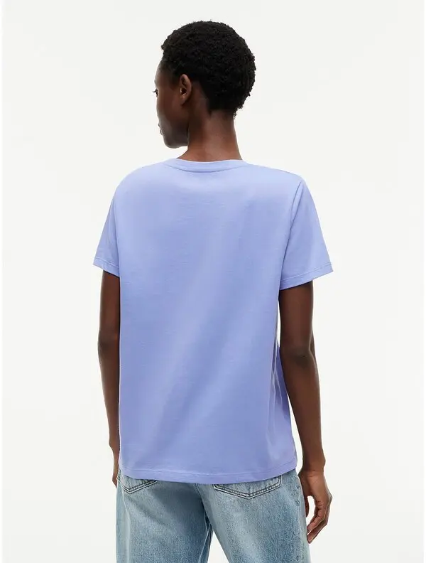 Tommy Hilfiger Foiled Script Logo T-shirt