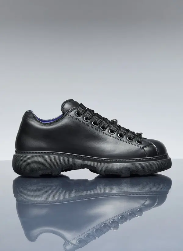 Burberry Ranger Leather Lace-up Sneakers With Barbed-wire Hardware - Black