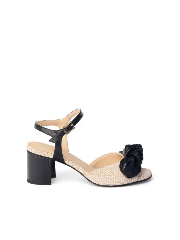 Lukure Bonbon Strappy Sandals With Bow Detailing - Black