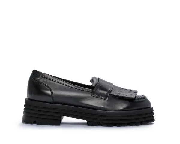Lukure Gea Hand-painted Kangaroo Leather Loafers - Black