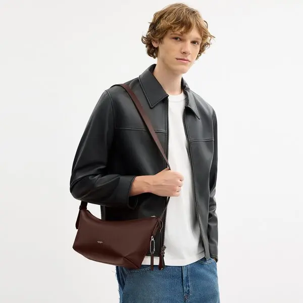 COACH Mott Sling Bag 22 - Maple