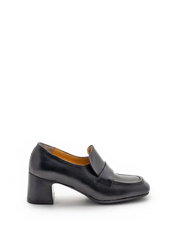Lukure Camille Leather Loafers With Block Heel - Black