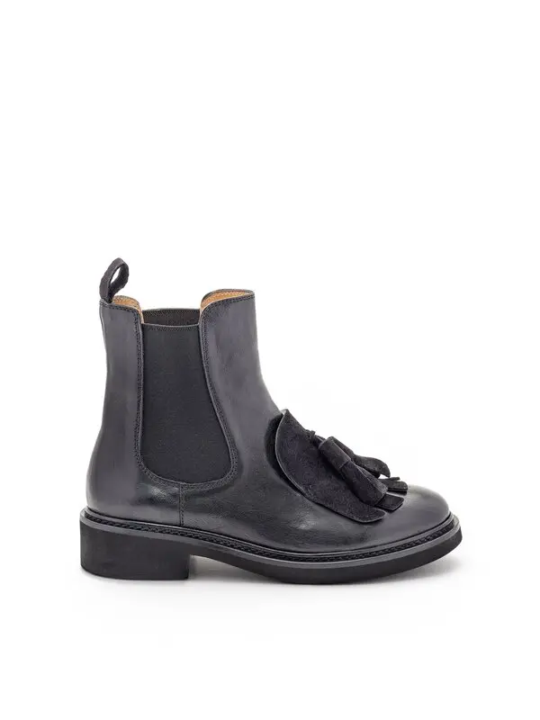 Lukure Francesca Kangaroo Leather Chelsea Boots With Tassel Detail - Black