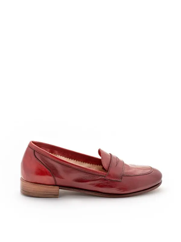 Lukure Soft Loafer, Hand-painted Kangaroo Leather - Dark Red