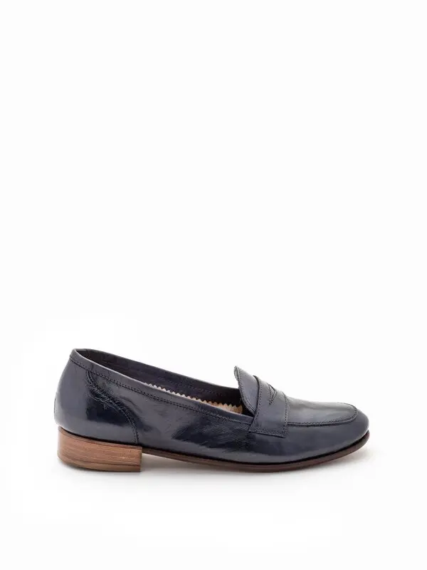 Lukure Soft Loafer, Hand-painted Kangaroo Leather - Navy