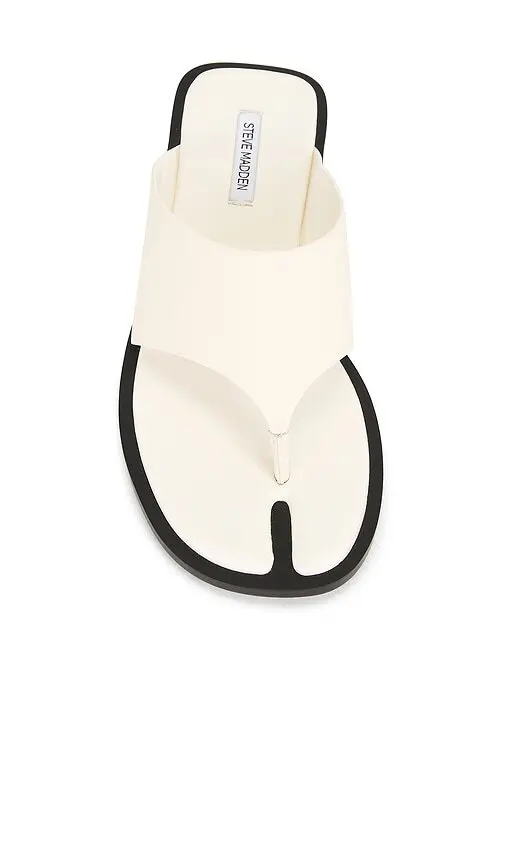 Steve Madden Illia Thong Sandal - Bone