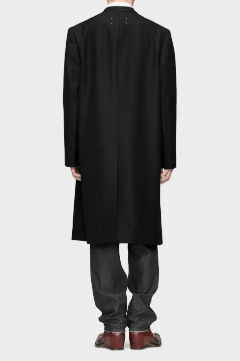 MAISON MARGIELA Long-sleeved Single-breasted Coat - Black