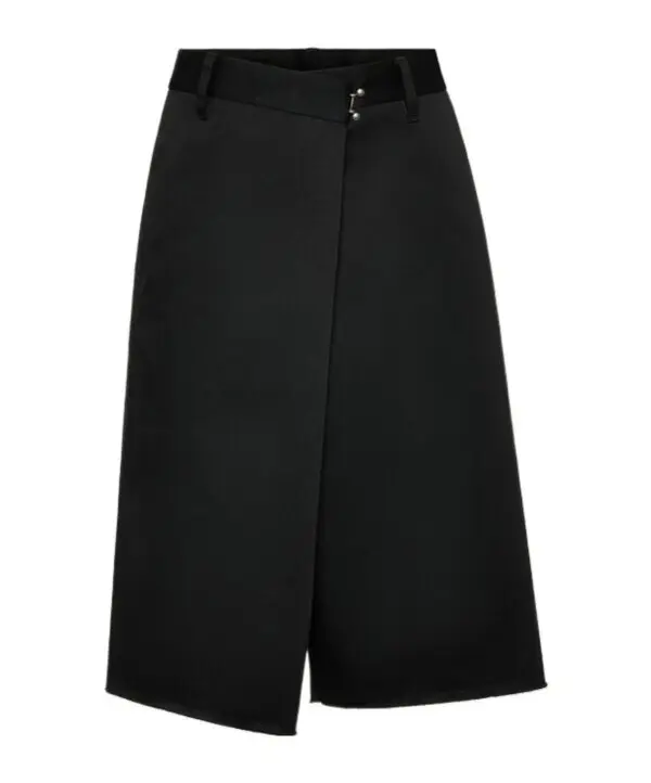 MAISON MARGIELA Raw Hem Bermuda Shorts - Black
