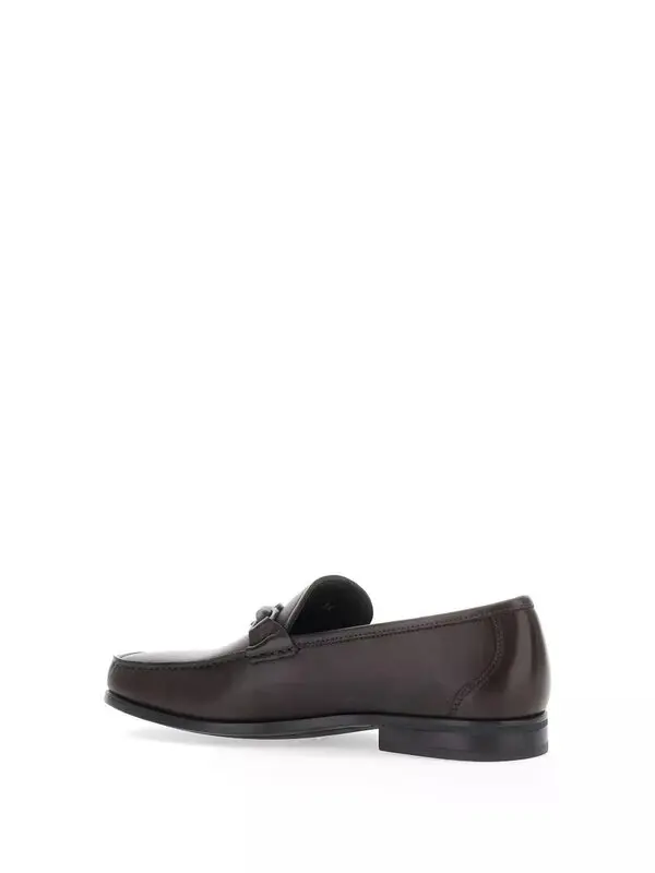 FERRAGAMO Gancini Plaque Leather Loafers